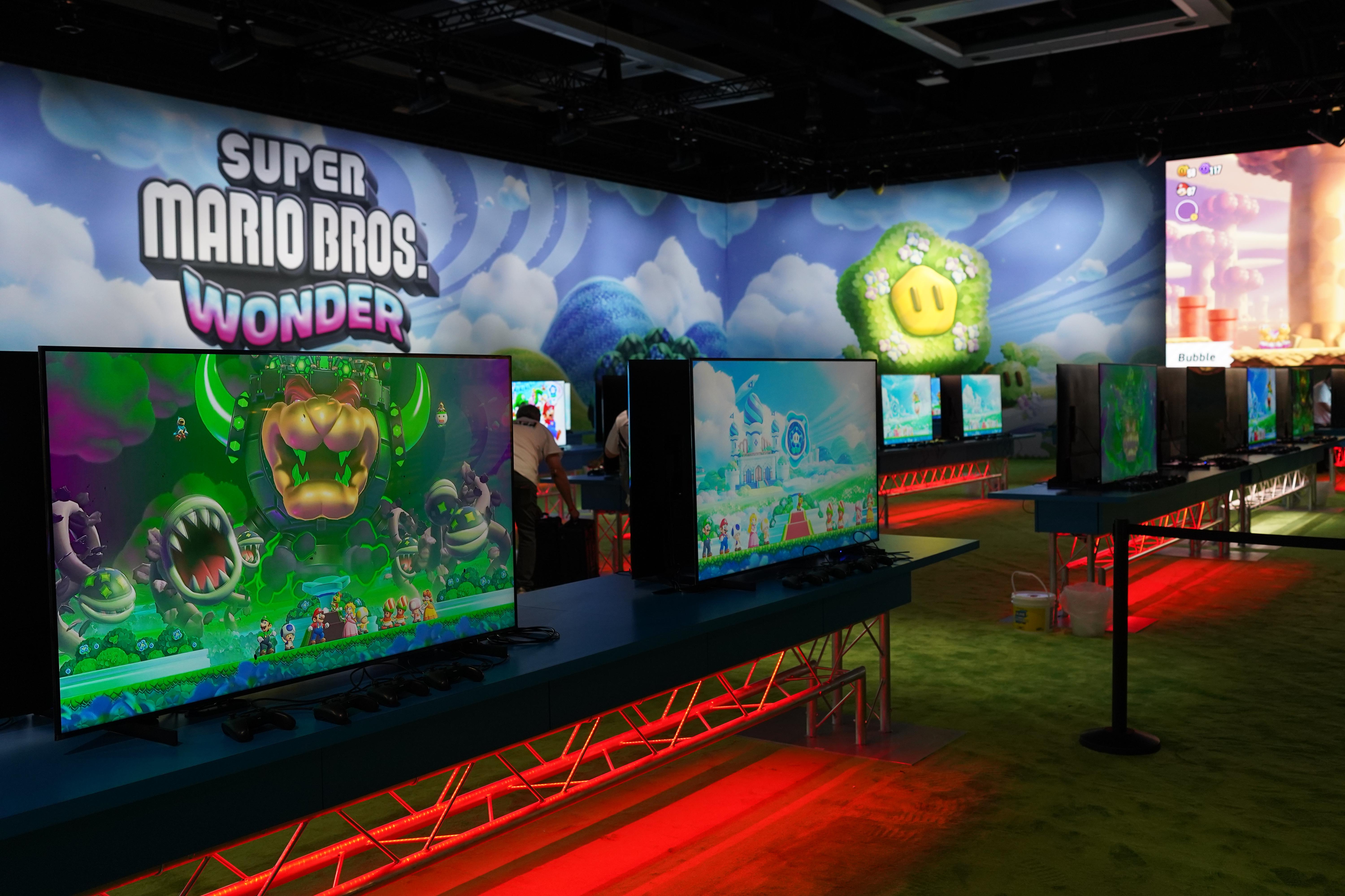 File:SMBW Nintendo Live Demo Stations.jpg - Super Mario Wiki, the Mario ...